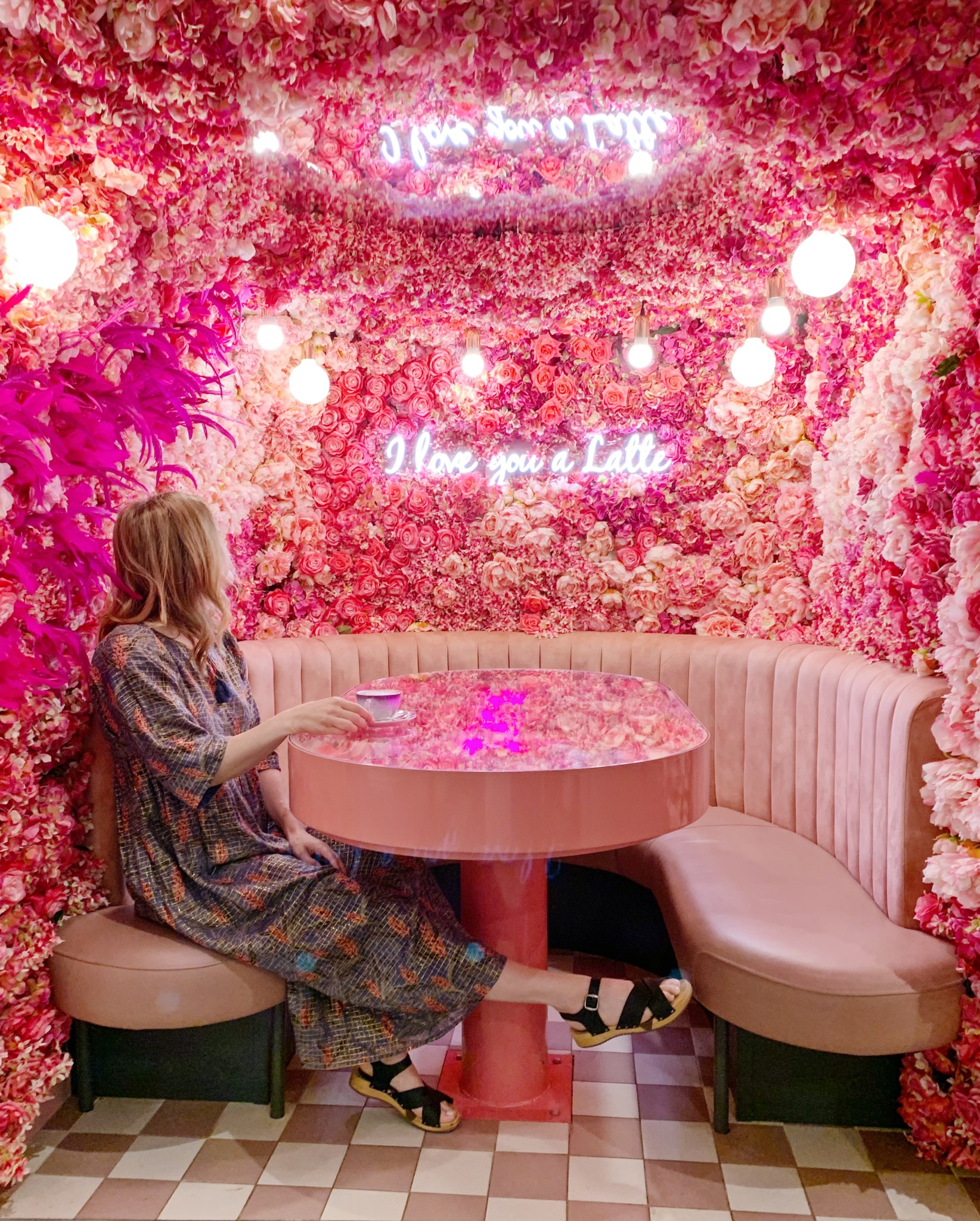 5 Pink Cafes You Have to Try in London – London is Pink